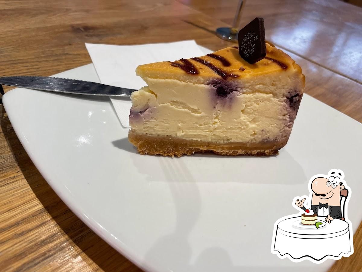 Signature Cafe Coomera Westfield in Coomera - Restaurant menu and reviews