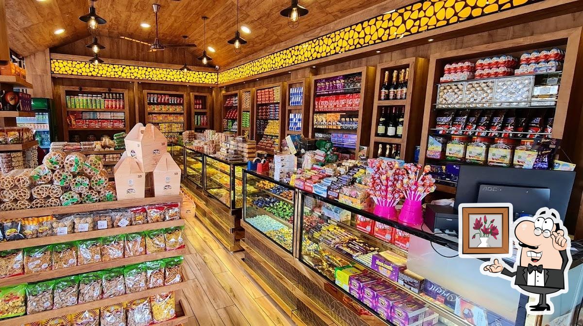 ROYAL SWEETS PATHADIPALAM, Ernakulam - Restaurant reviews