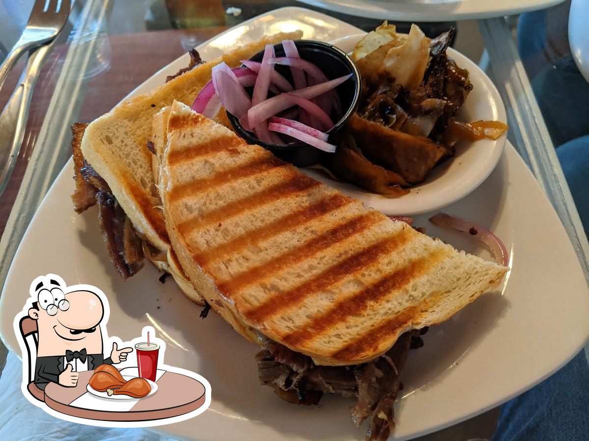 Yahola Creek Restaurant in Flovilla - Restaurant menu and reviews