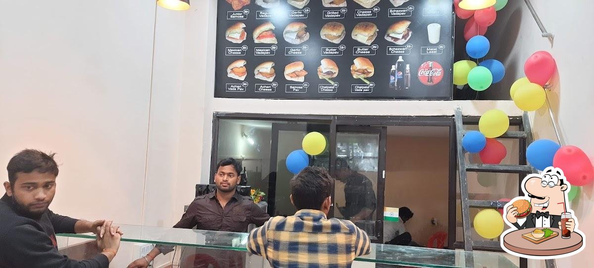 Jagannath Vada pav, Vapi - Restaurant reviews
