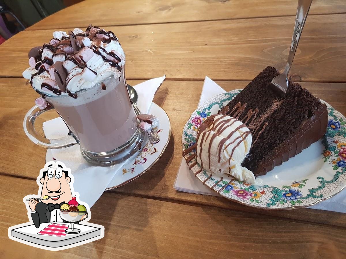 The Cake'ole Bradford in Bradford - Restaurant reviews