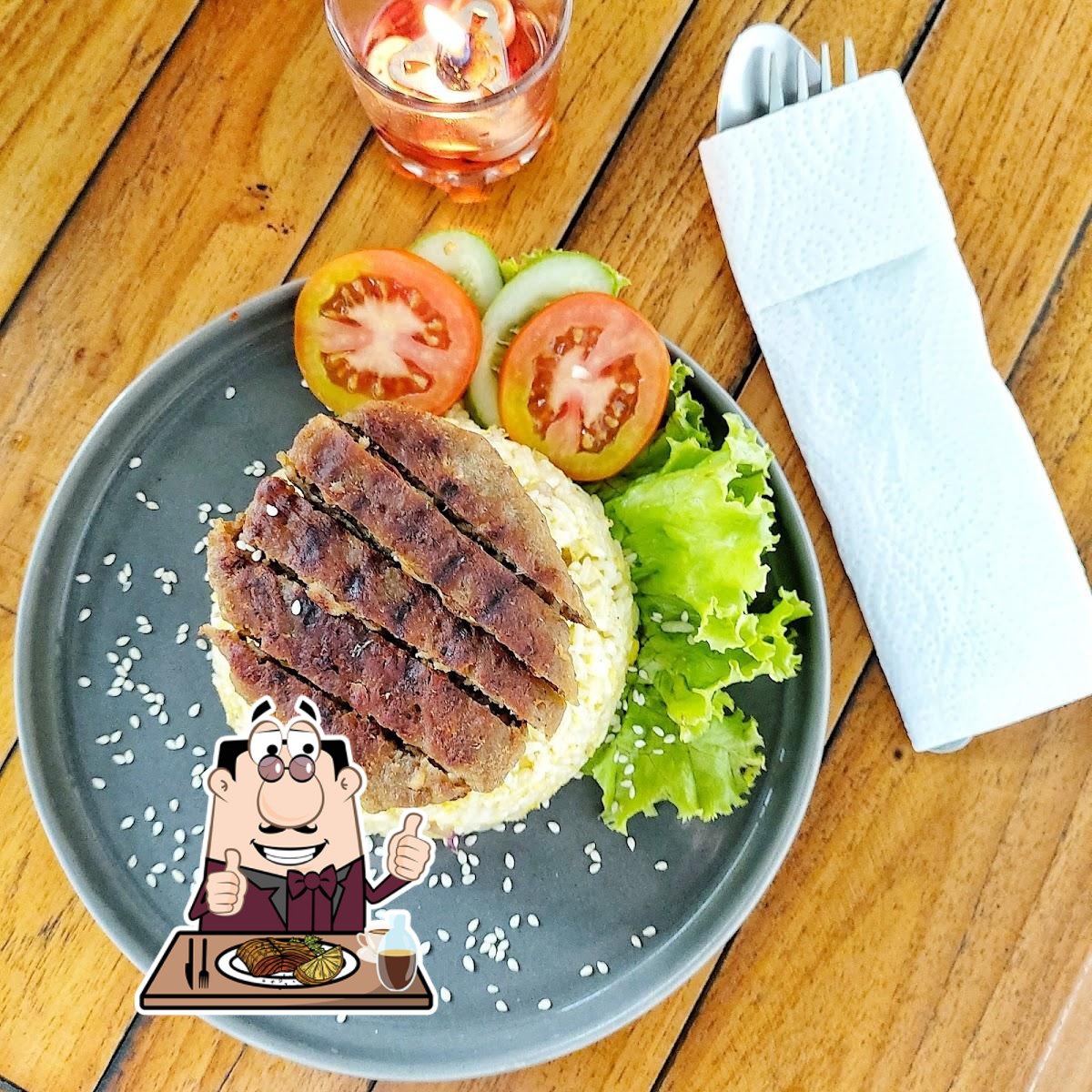 Café Ruang Rumi Coffeshop, Sepatan - Carta del restaurante y opiniones
