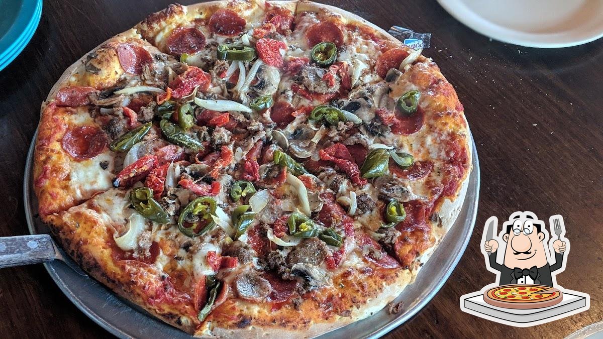 Reba's Deli and Pizzeria, 539 E Colorado St in La Grange - Restaurant ...