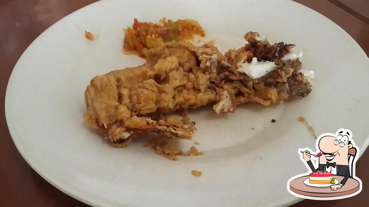 Rumah Makan SERUNI pantai BAJO bone restaurant, Lonrae - Restaurant reviews