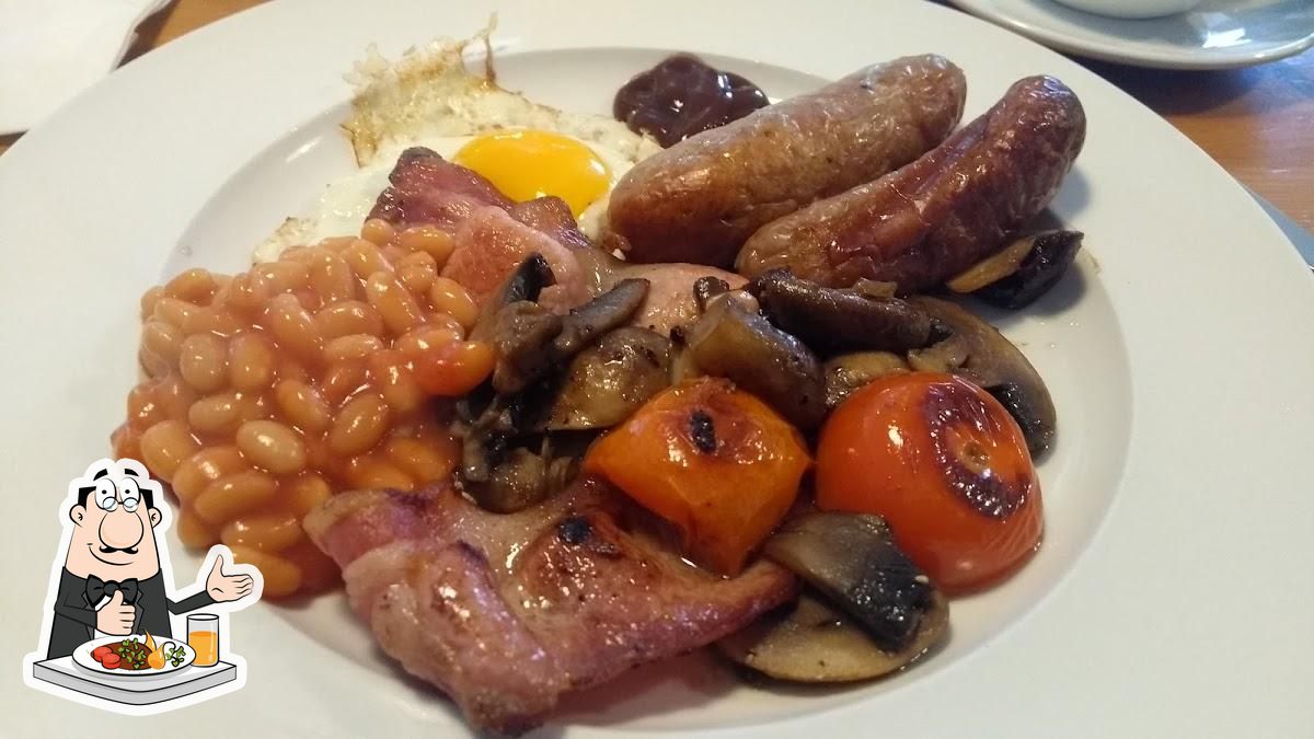 Snug Cafe, The Garage The Street in High Easter - Restaurant reviews