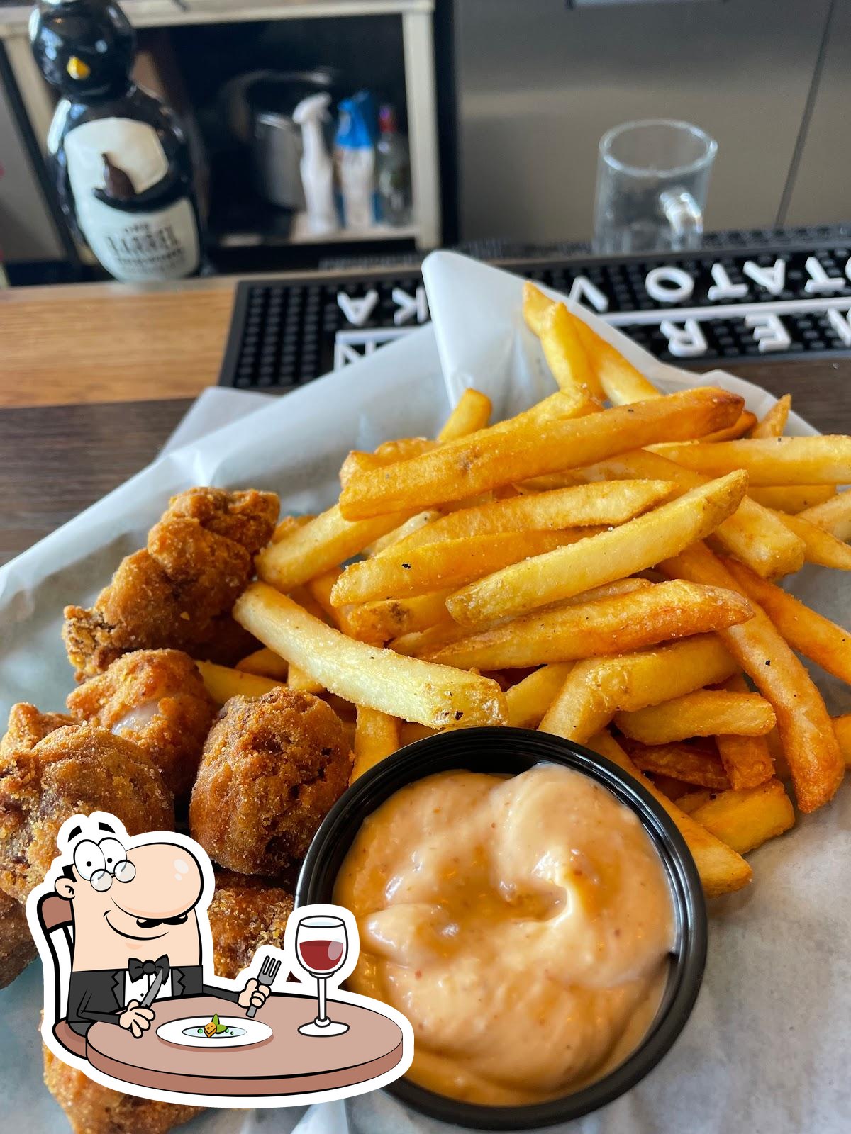 Submariner's pub in Two Rivers - Restaurant menu and reviews
