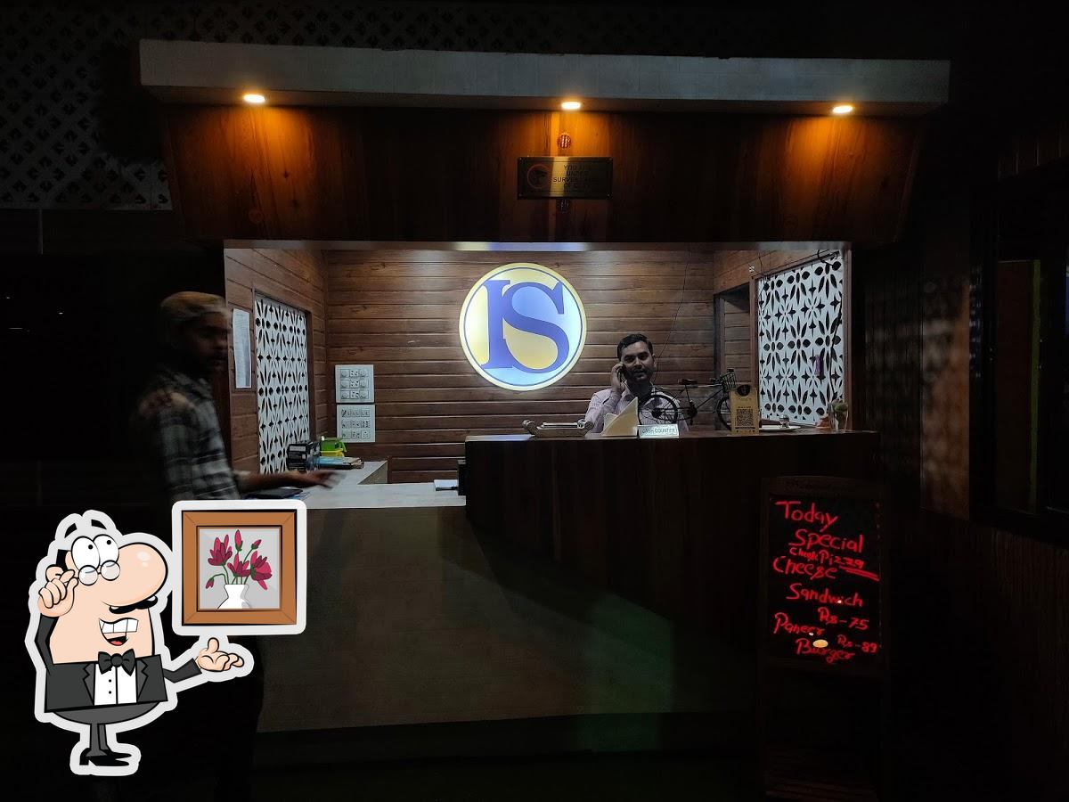 Indian Square, Rewa - Restaurant menu and reviews