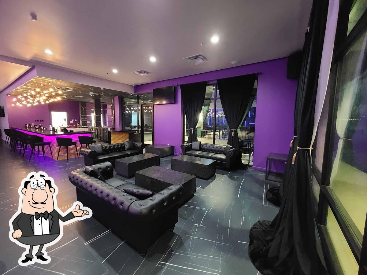 Royalty Bar & Lounge in Humble - Restaurant reviews