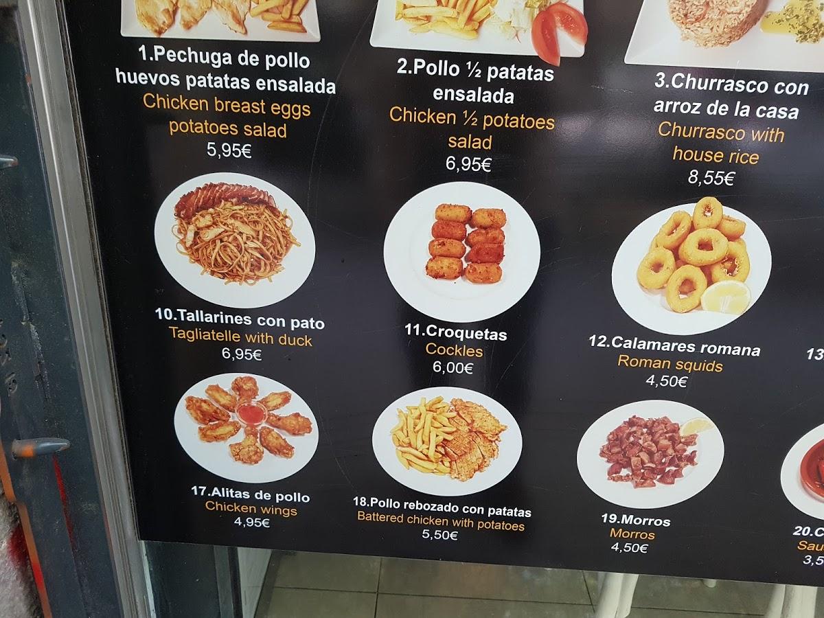 Menu at New Circus pub & bar, Barcelona
