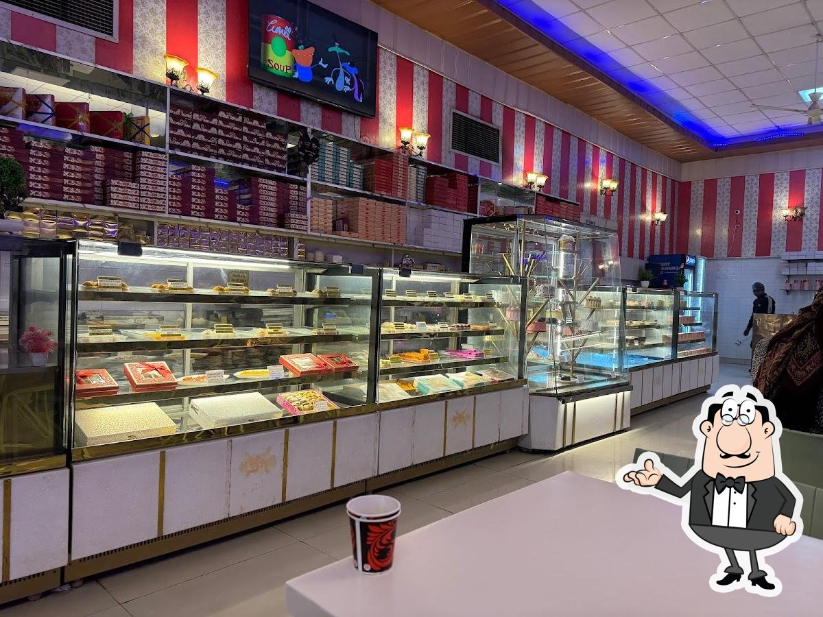 Maa Restaurant & Sweets (Pure Vegetarian) - Biggest Family Restaurant ...