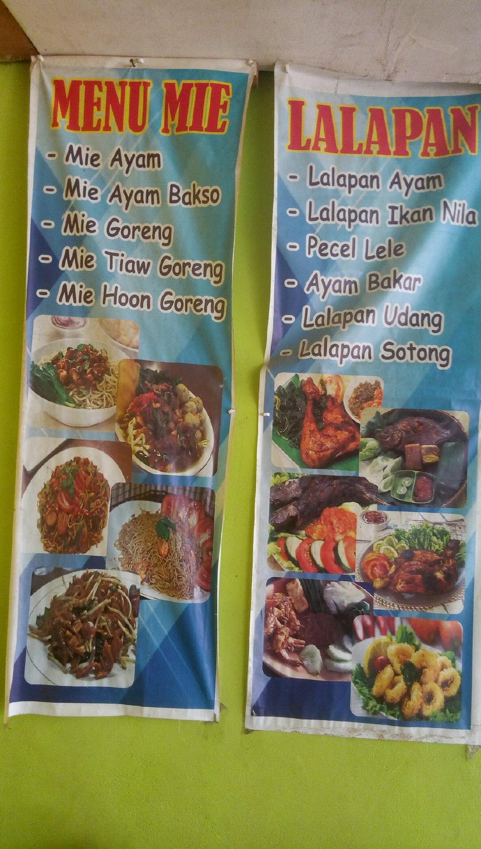 Menu at Rumah makan jawara restaurant, Entikong