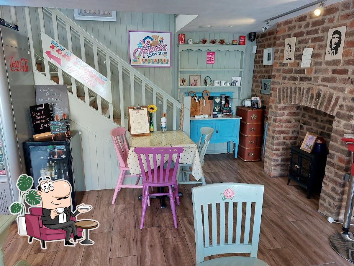 Annie's Ice Cream Cafe, Pickering - Restaurant menu, prices and reviews