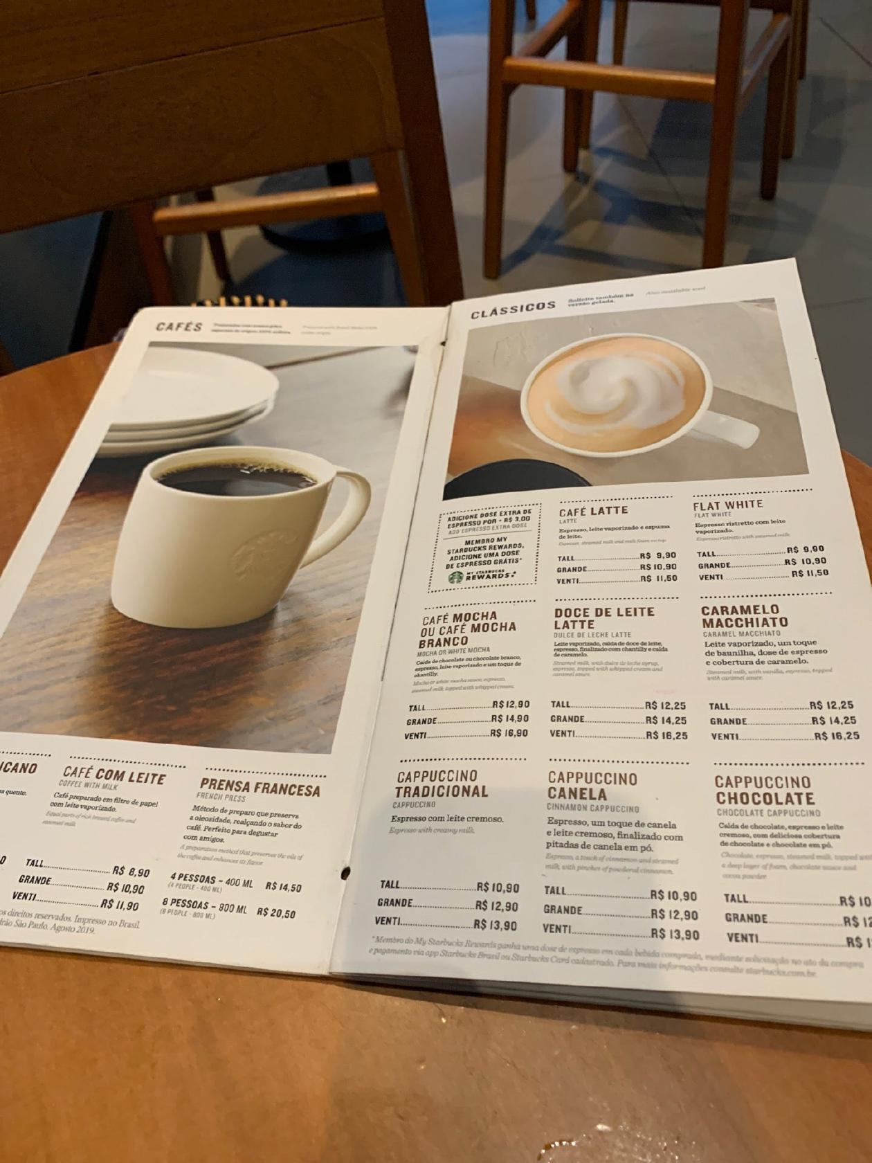 Menu em Starbucks café, São Paulo, Avenida Paulista