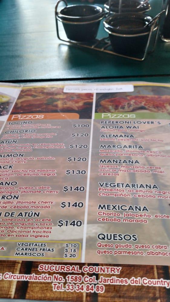 Menu at Black Albahaca pizzeria, Guadalajara, Montes Pirineos 1514