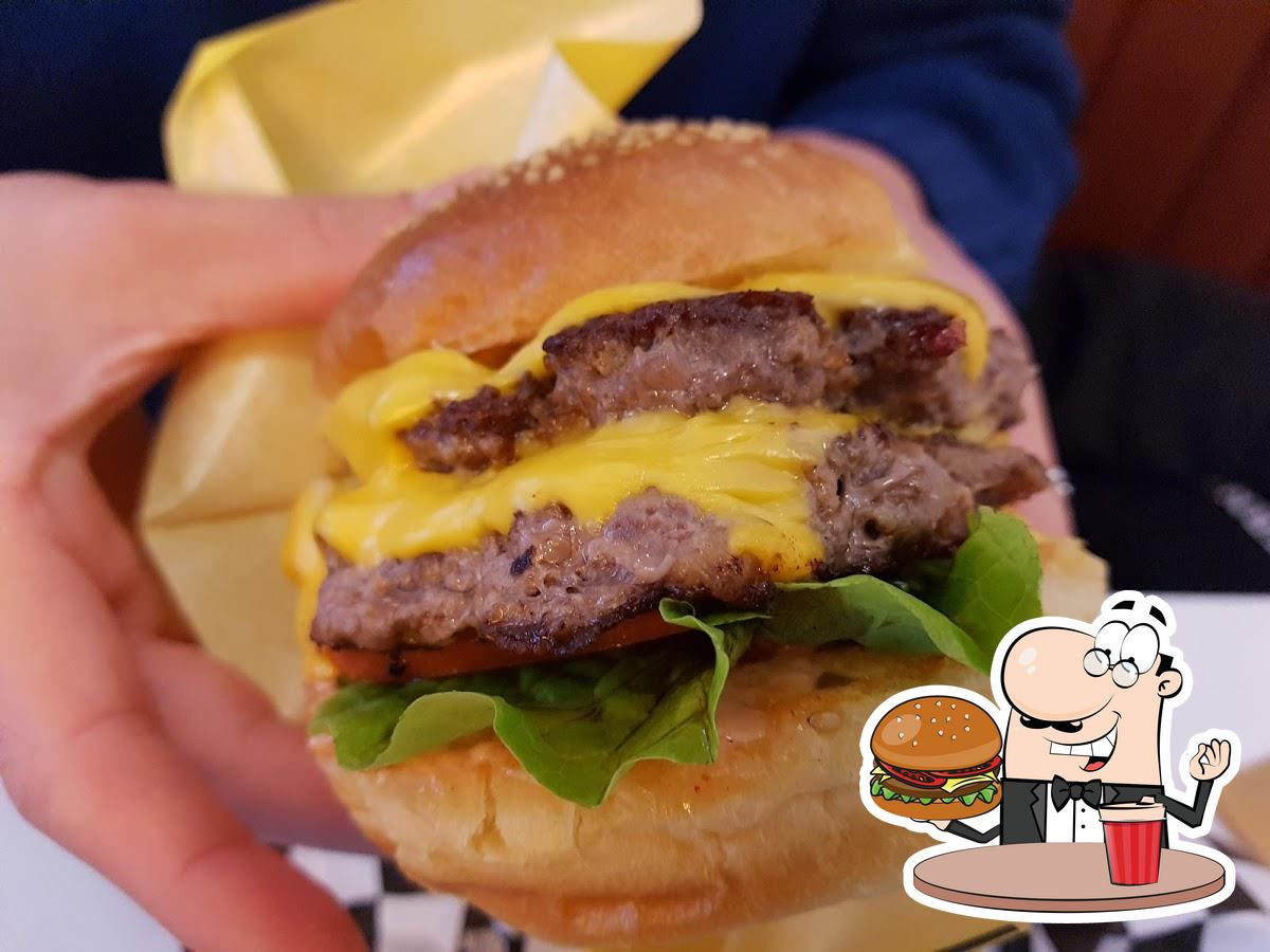 The Famous Burger, Seoul, 강남구 도산대로 113