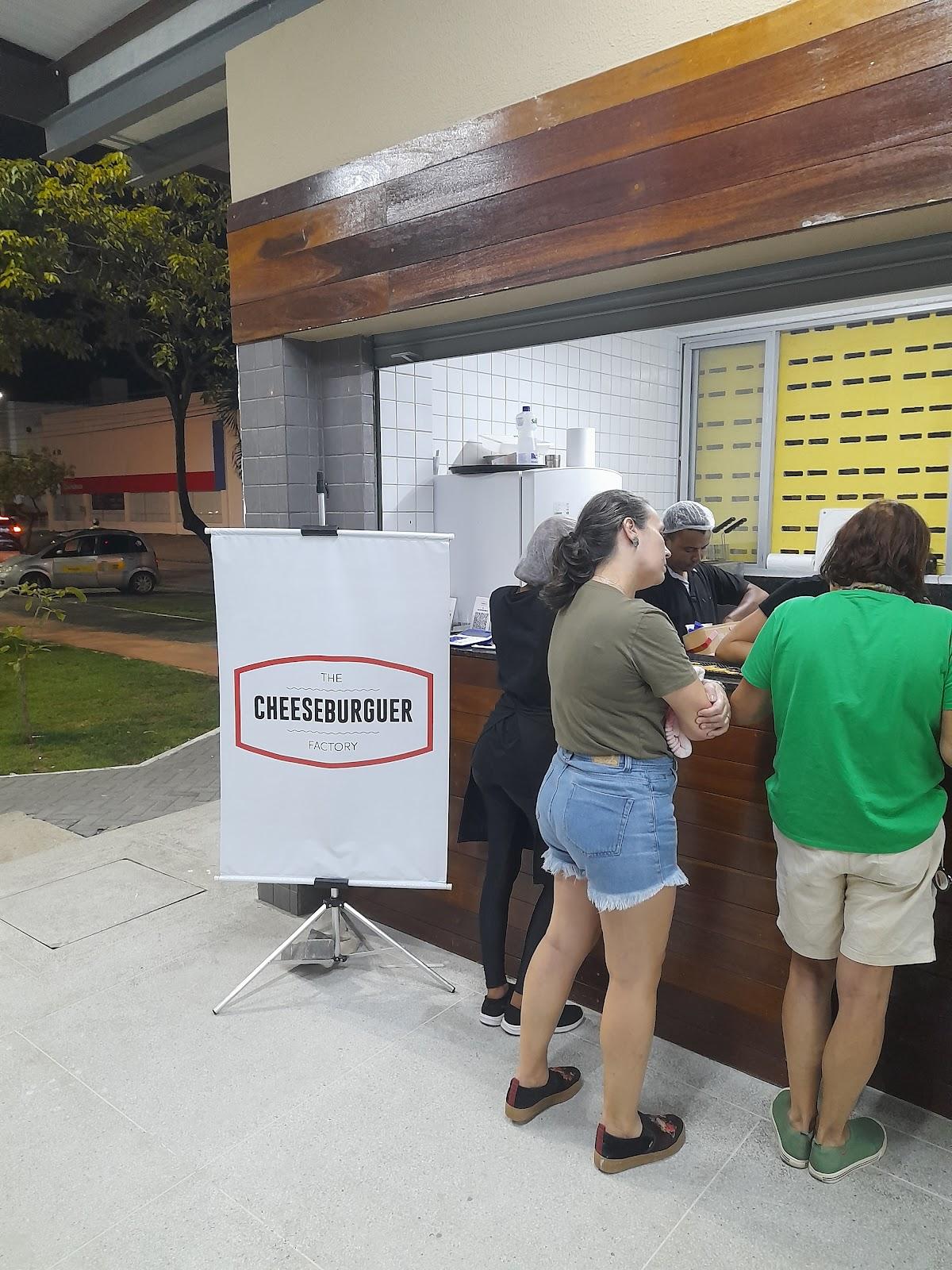 The cheeseburger factory- THE CHEESEBURGUER FACTORY - PRAÇA DO CARRO ...