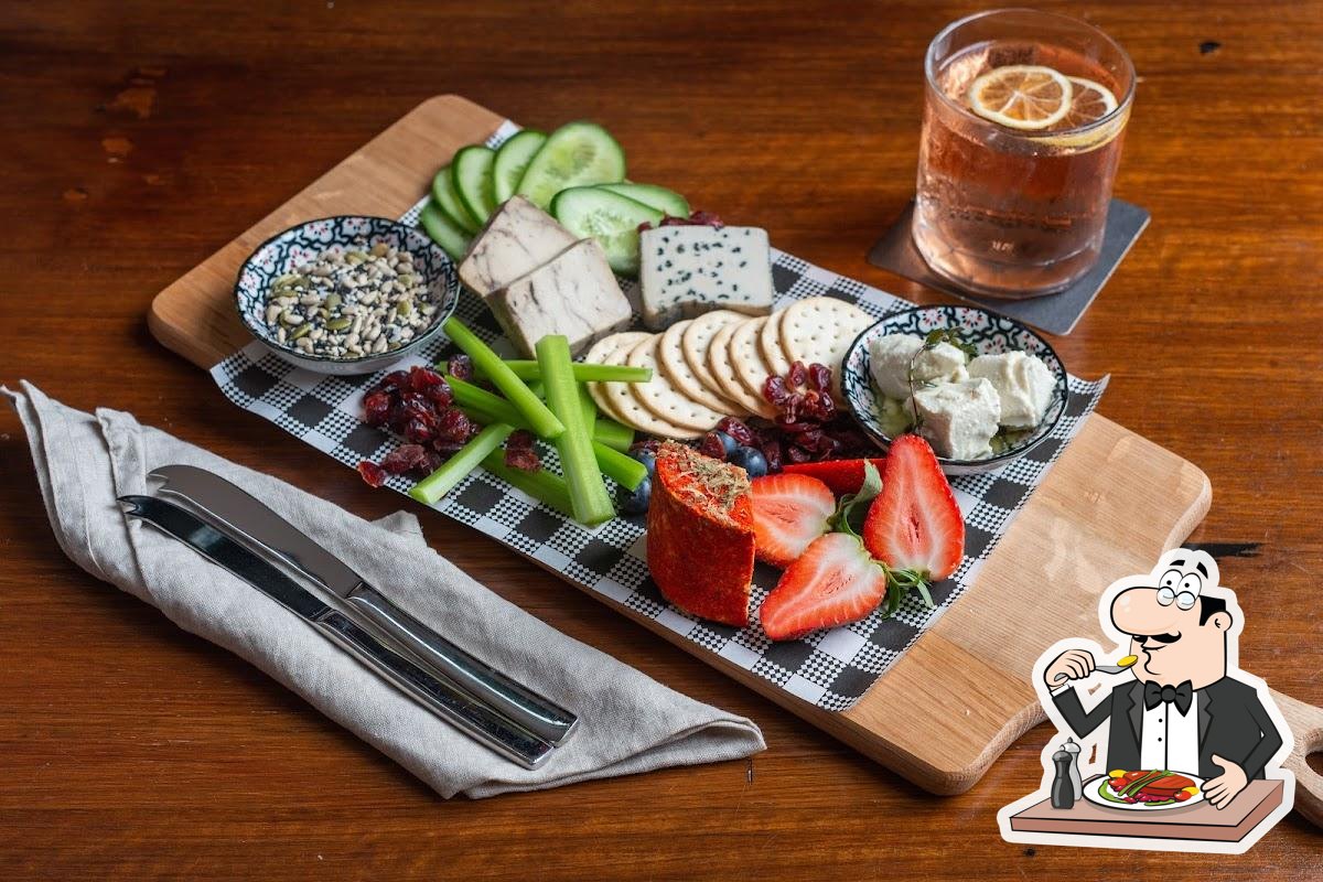 ELMAS ON CLYDE in Hamilton North - Restaurant reviews