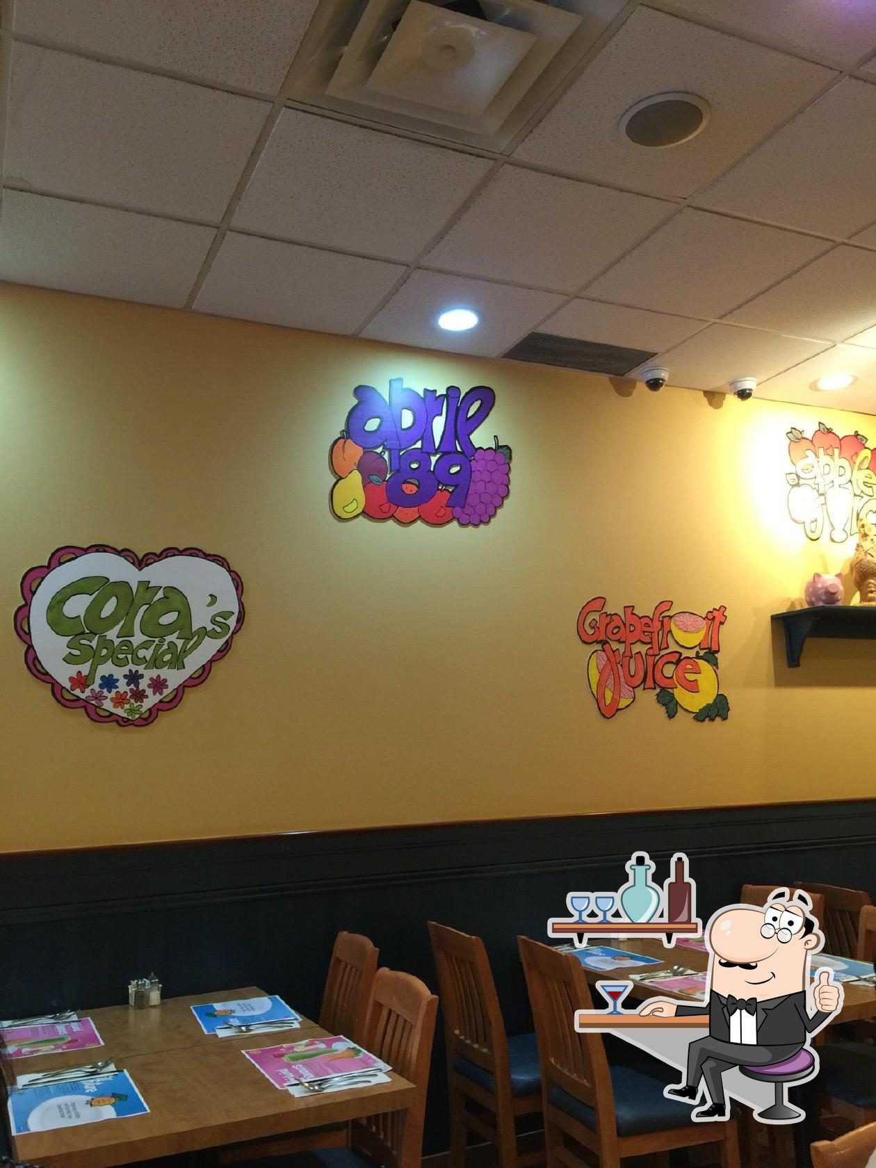 Cora, Toronto - Restaurant menu, prices and reviews