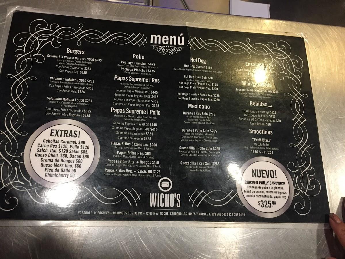 Menu at Wicho’s restaurant, Santo Domingo