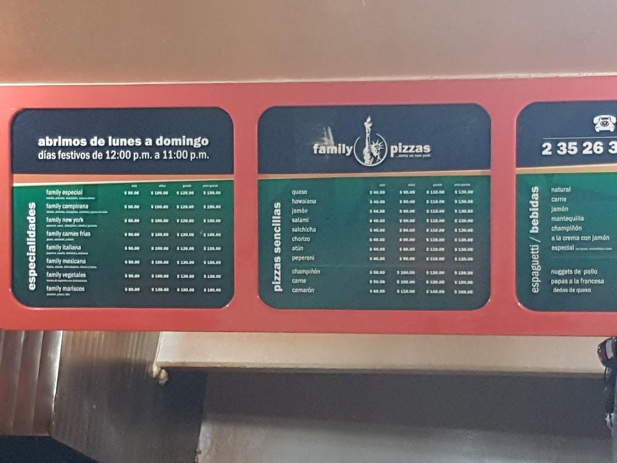 Menu at Family Pizzas pizzeria, Puebla City