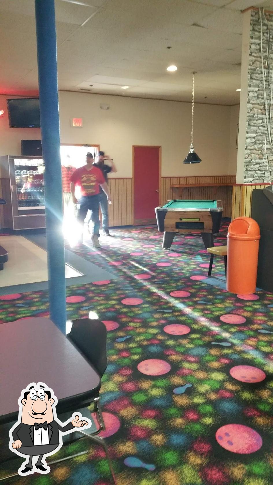 Sunset Lanes in Kirkwood - Restaurant menu and reviews
