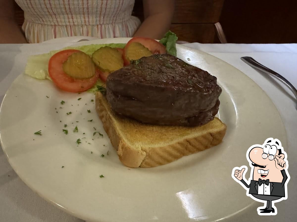 Diamond Grille, Akron - Restaurant menu, prices and reviews