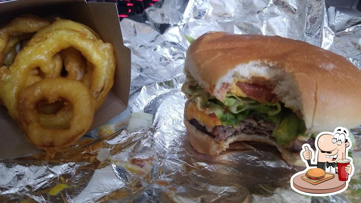 Jumbo Burgers, 296 Rexdale Blvd in Toronto - Restaurant reviews