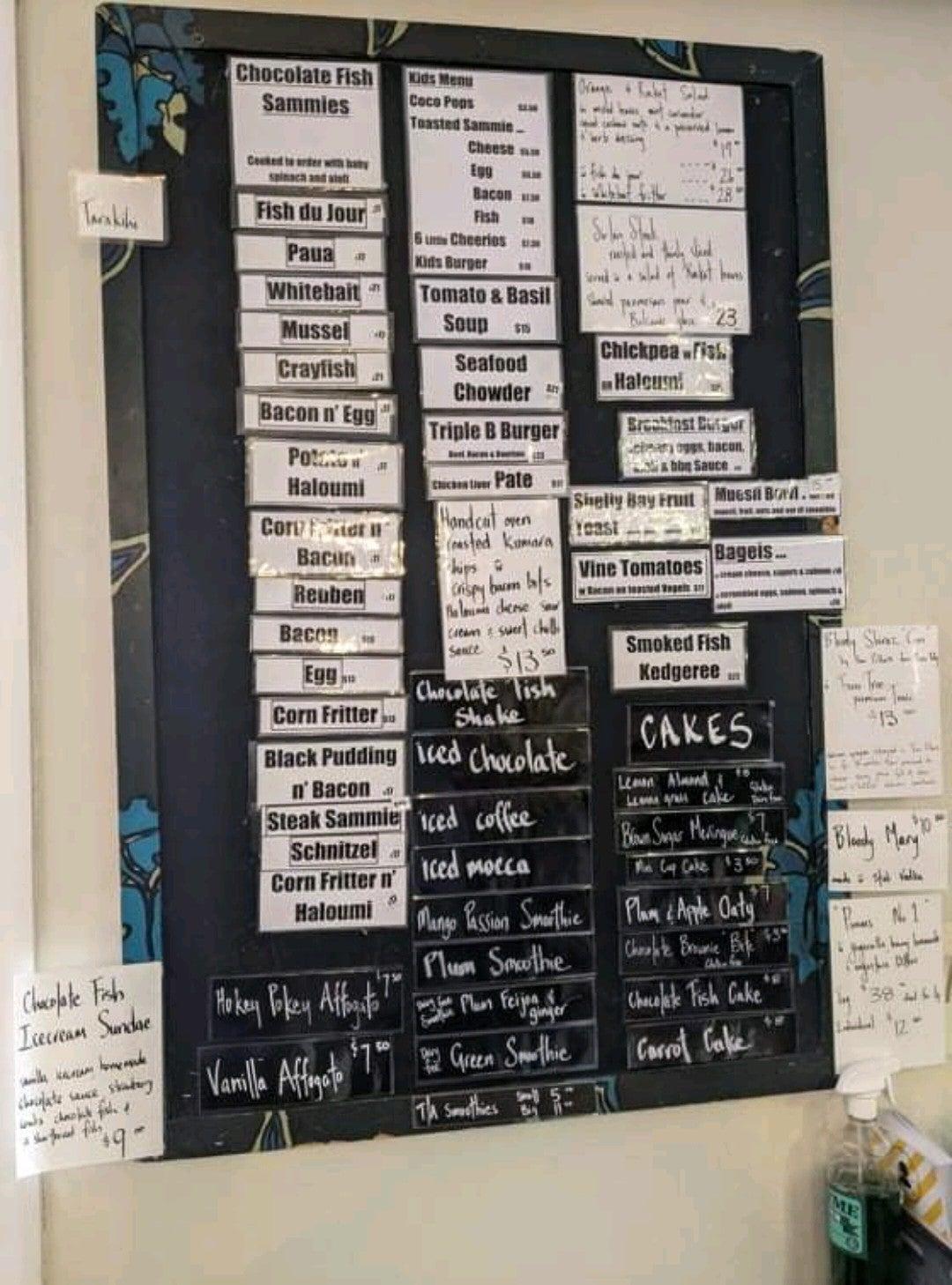 Carta de Chocolate Fish Cafe, Wellington, 100 Shelly Bay Rd