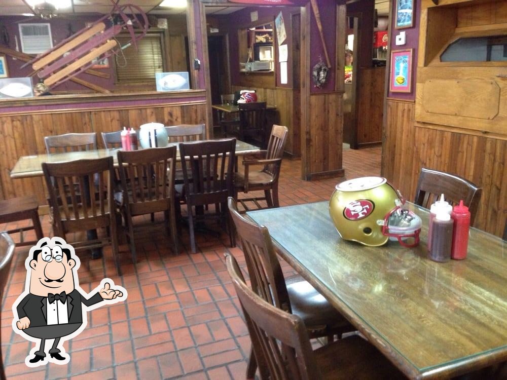 Big Red Restaurant in Park Hill - Restaurant menu and reviews