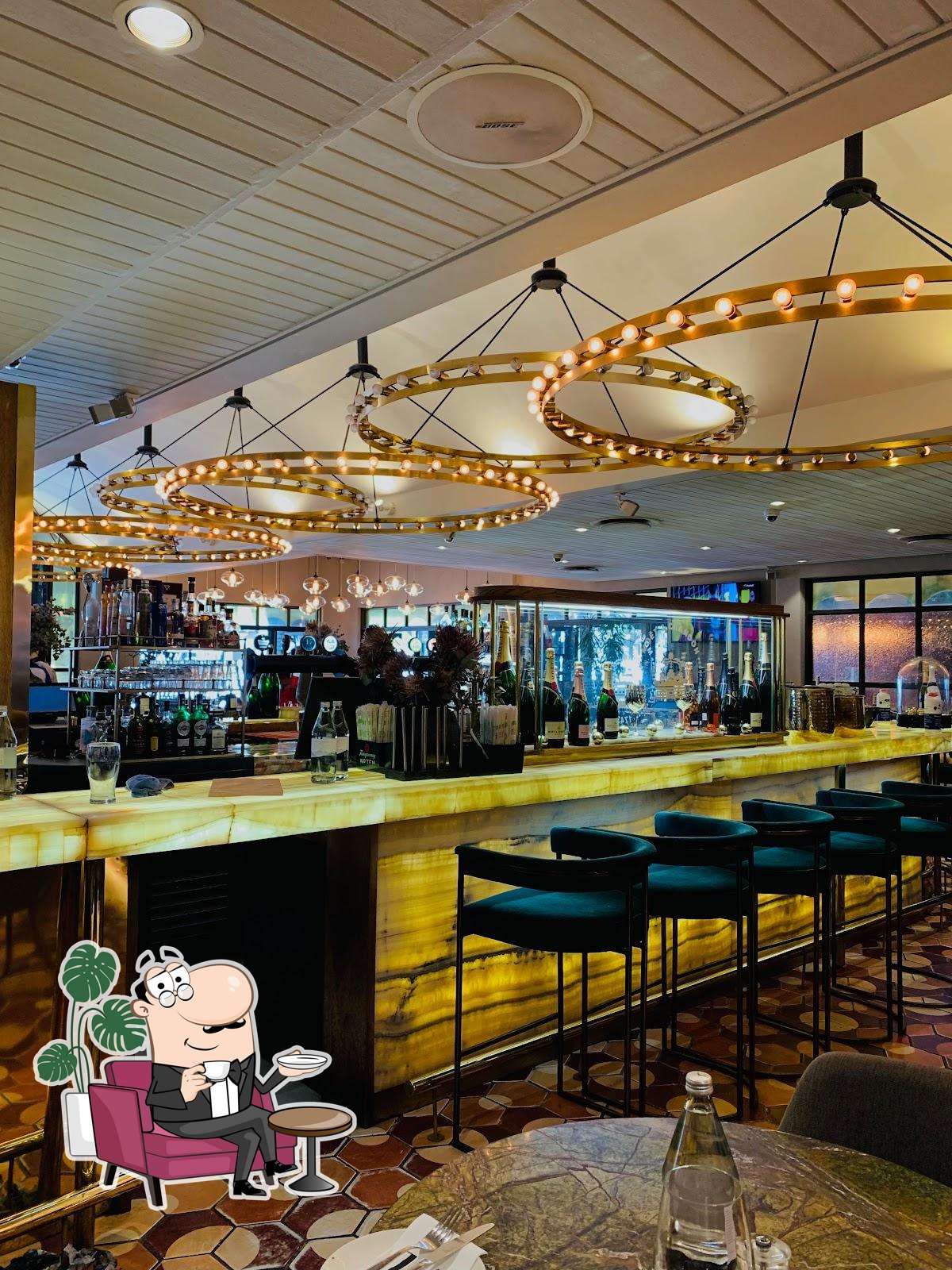 14 on Chartwell, Umhlanga - International restaurant menu and reviews
