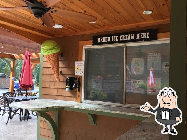 The Main Moose, Columbia - Restaurant menu, prices and reviews