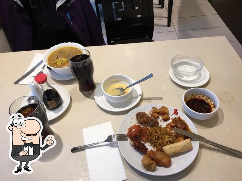 New Eastern Court in Castleford - Restaurant menu and reviews