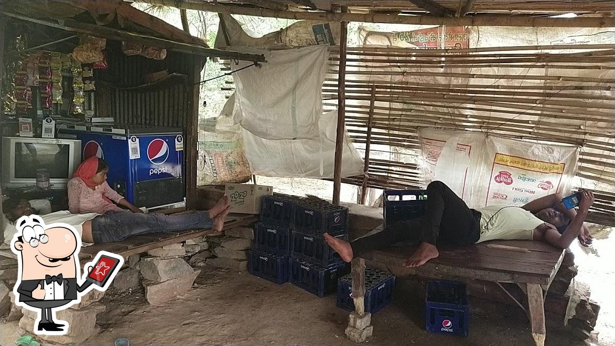 Tayyab Kirana Store, India, Village ter p.o.pinangwan.tehsil.punhana ...