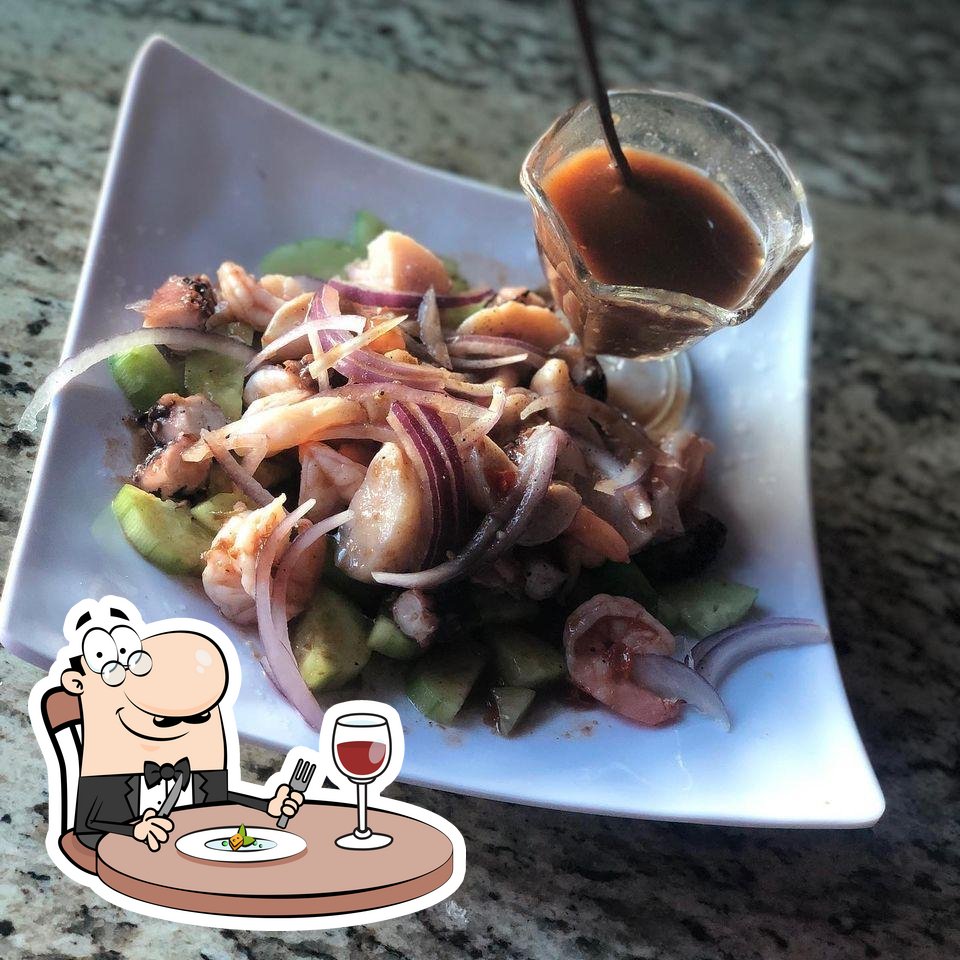 Mariscos Tamazula restaurant, Rosarito, Balbino Obeso PAULINA ...