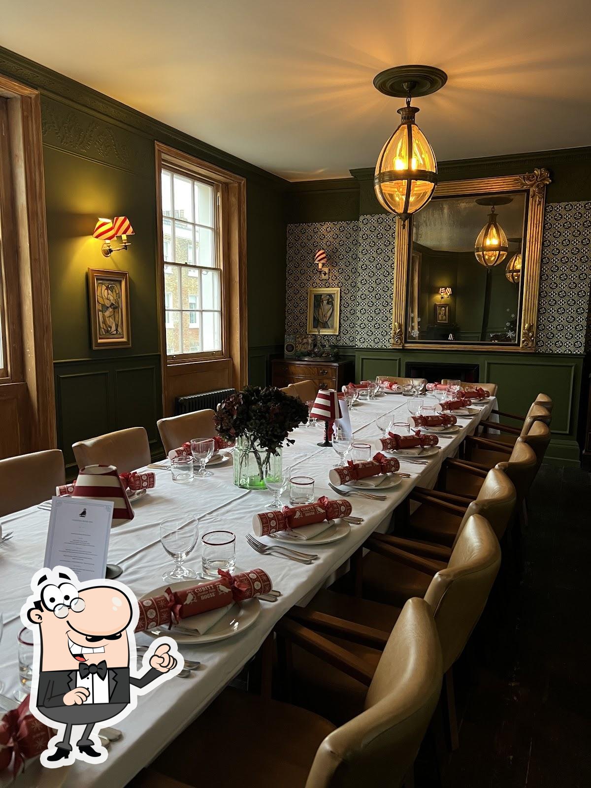 The Thomas Cubitt Pub Belgravia, London, Sloane Square - Restaurant ...