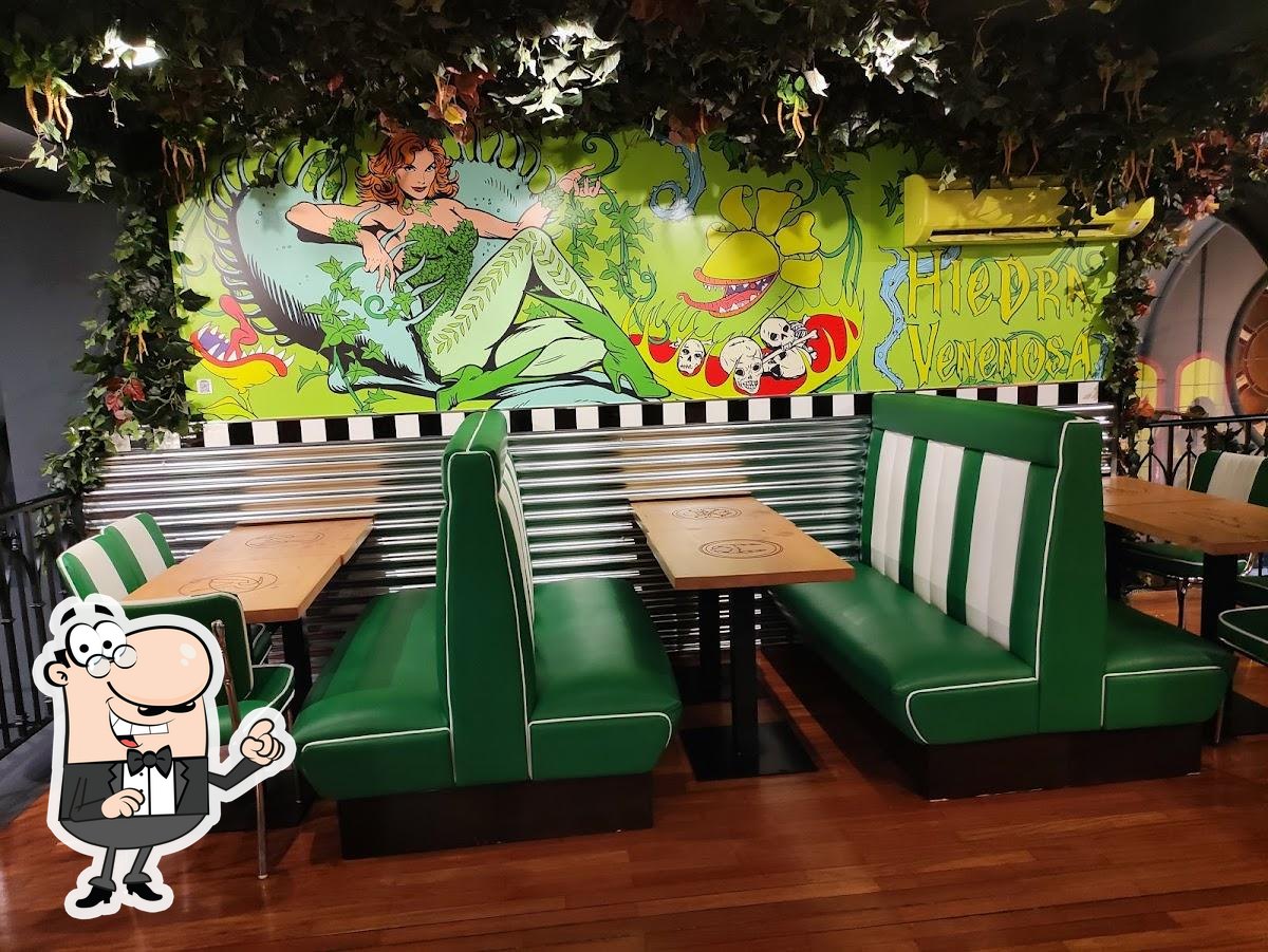 Restaurante COMIC PLANET. American Food & Drink, Madrid, Av. de Alberto ...