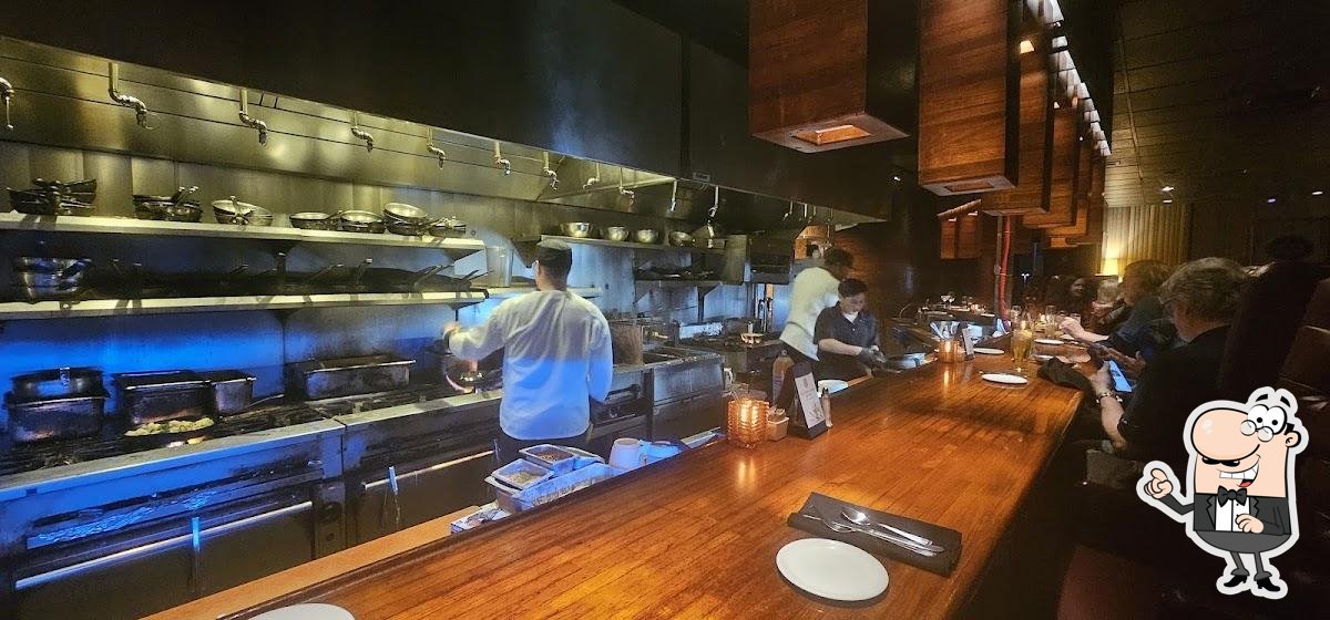 13 Coins SeaTac, SeaTac - Restaurant menu, prices and reviews