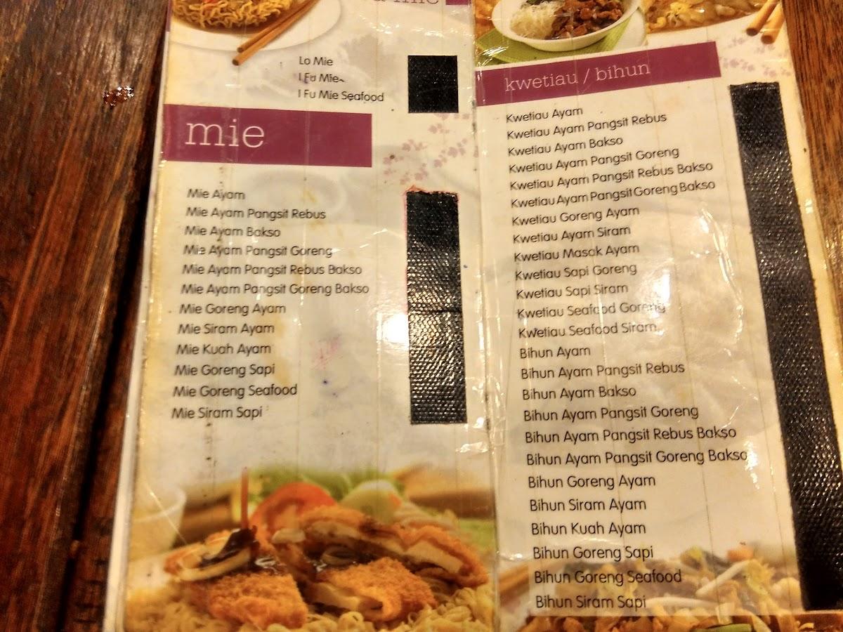 Menu at Solaria Cafe, Kuta Selatan, Bandar Udara Internasional Ngurah Rai