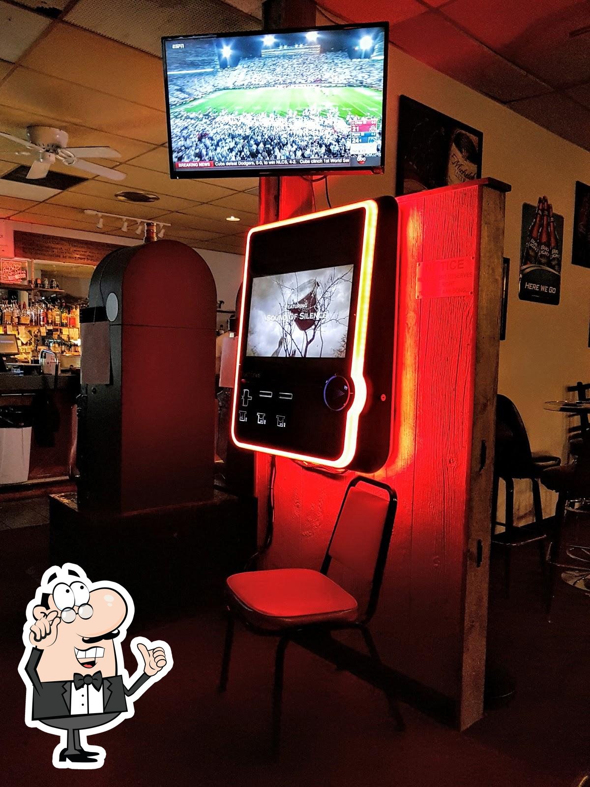 The Red Carpet Lounge, Charleston - Restaurant menu, prices and reviews