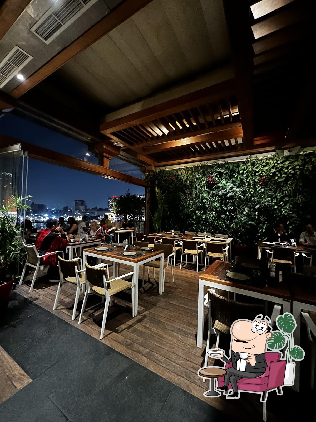 Crimson Bar & Grill, Cairo - Restaurant menu, prices and reviews