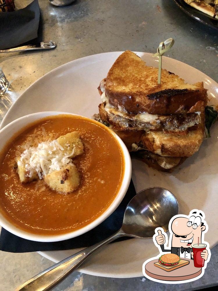 House and Barn in Emmaus - Restaurant reviews