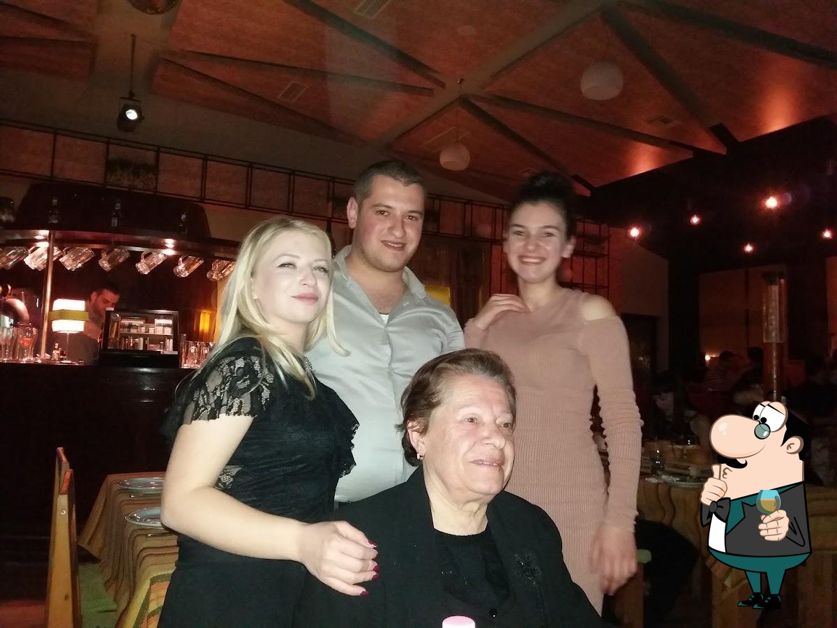 Pastiçeri Deliciozo pub & Bar, Durrës, Rruga Aleksander Goga 93 ...