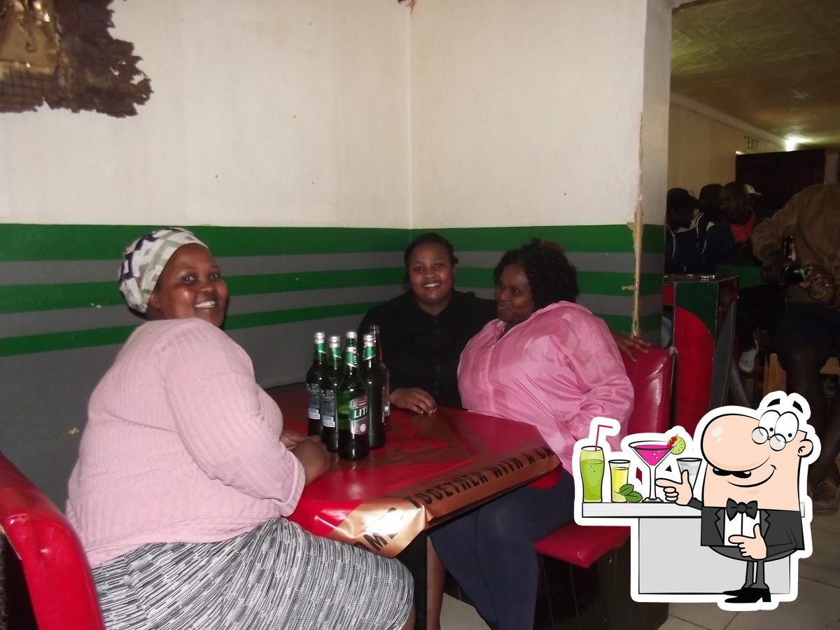 Madlamini's Place club, Cape Town - Restaurant reviews