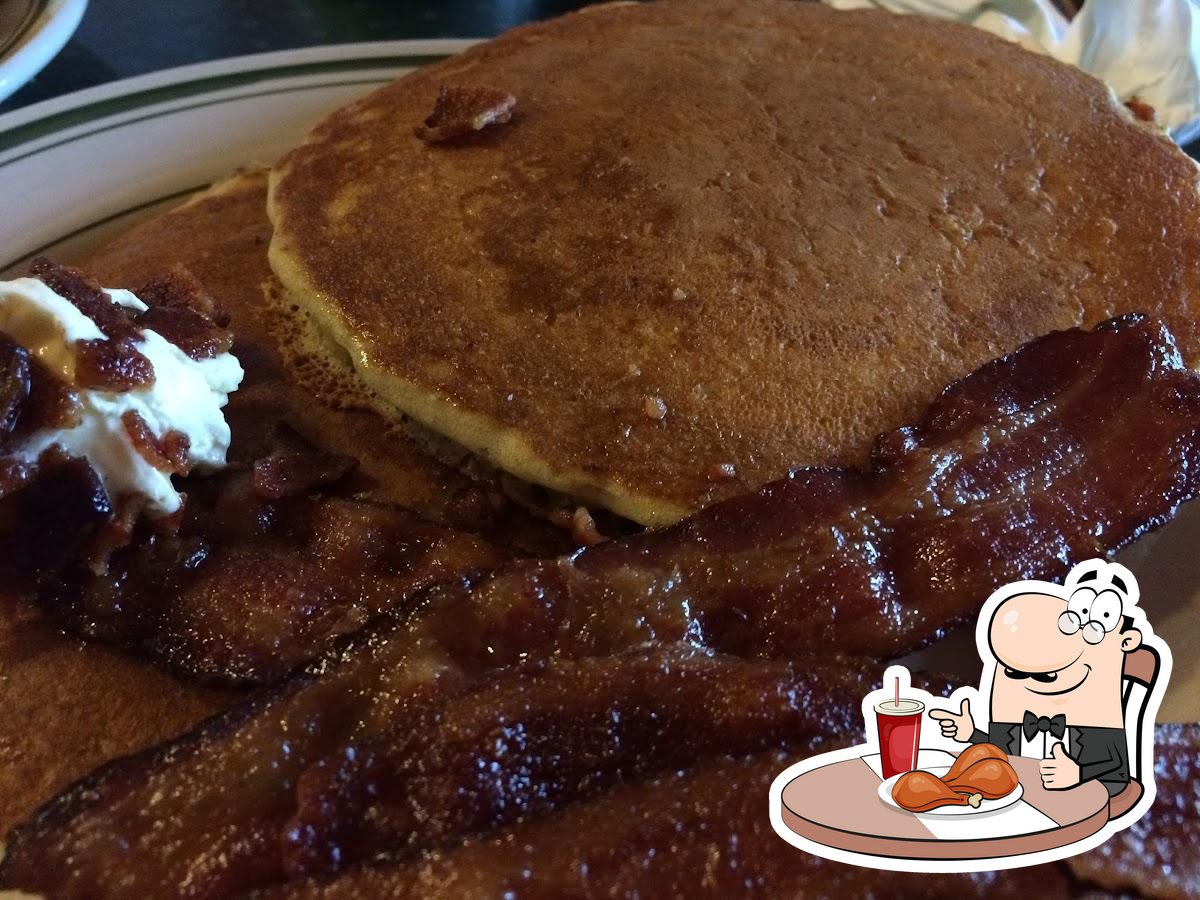 Hillbilly's Restaurant, 3275 Wears Valley Rd in Pigeon Forge ...