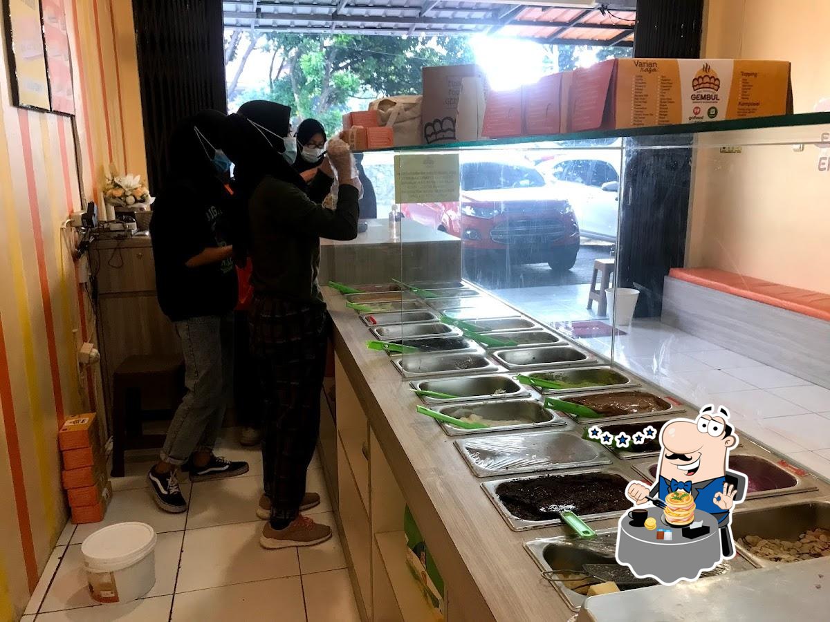 Roti Gembong Gembul Panduraya Bogor, Bogor - Restaurant reviews