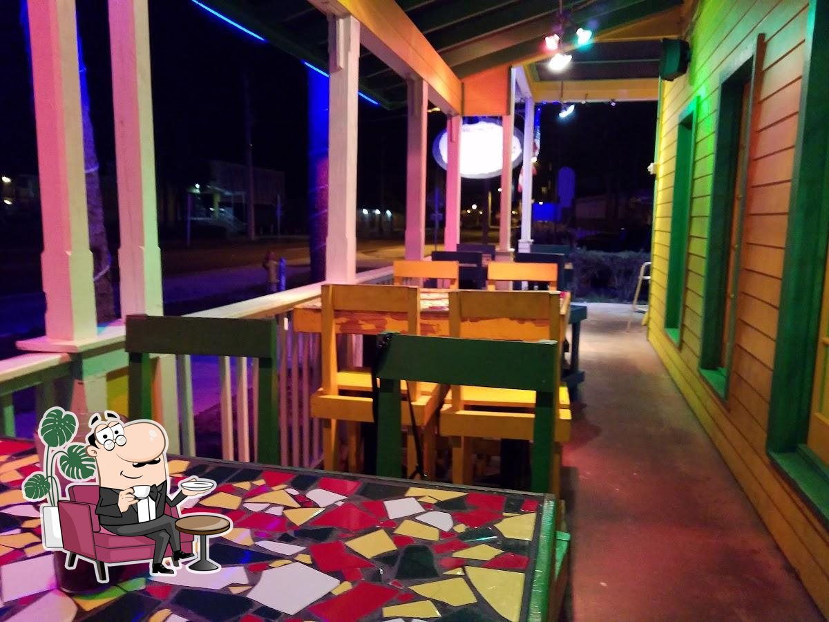 Pineapple Point, Cocoa Beach - Restaurant menu, prices and reviews