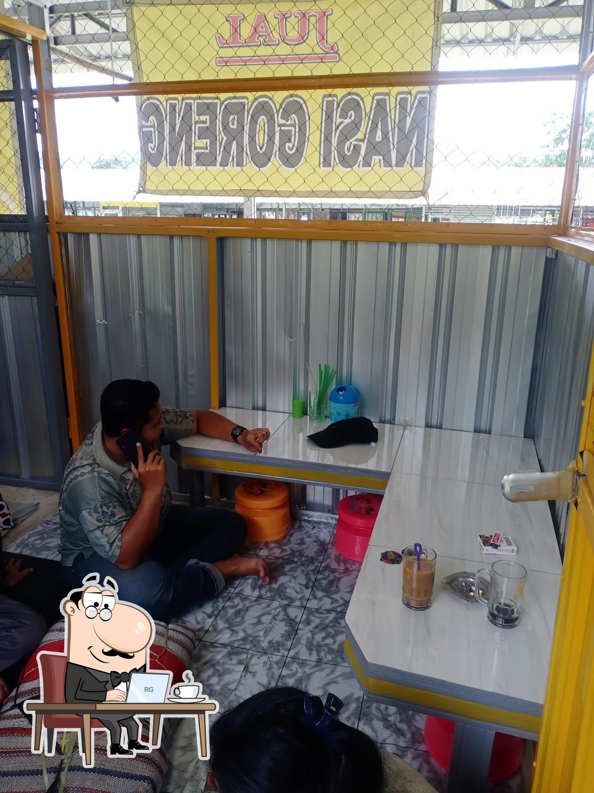 Kedai Makan Nasi Goreng & Seblak Mas Nanda, Limbangan - Menú del ...