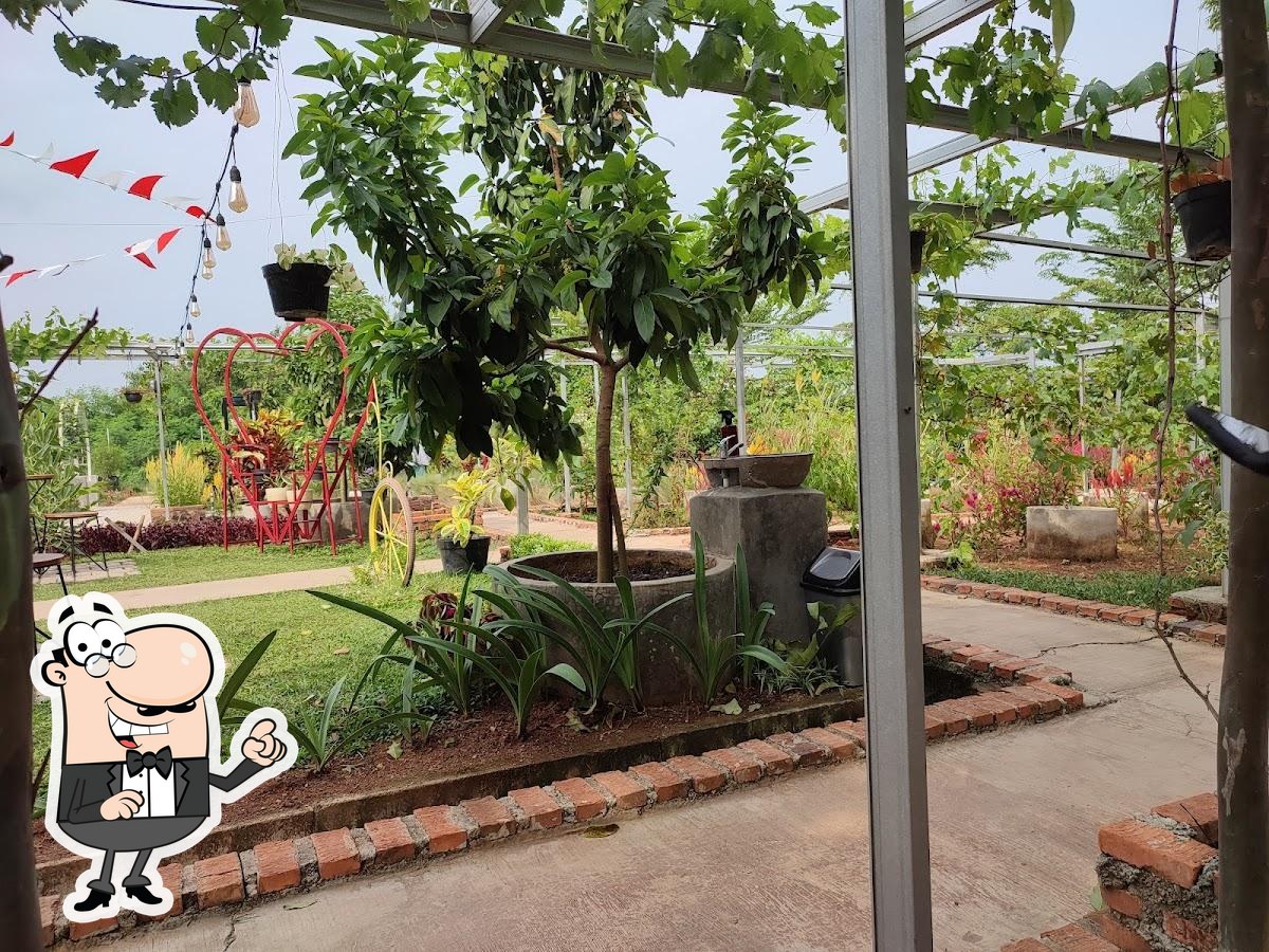 Numa Numa Garden restaurant, Karawang - Restaurant reviews