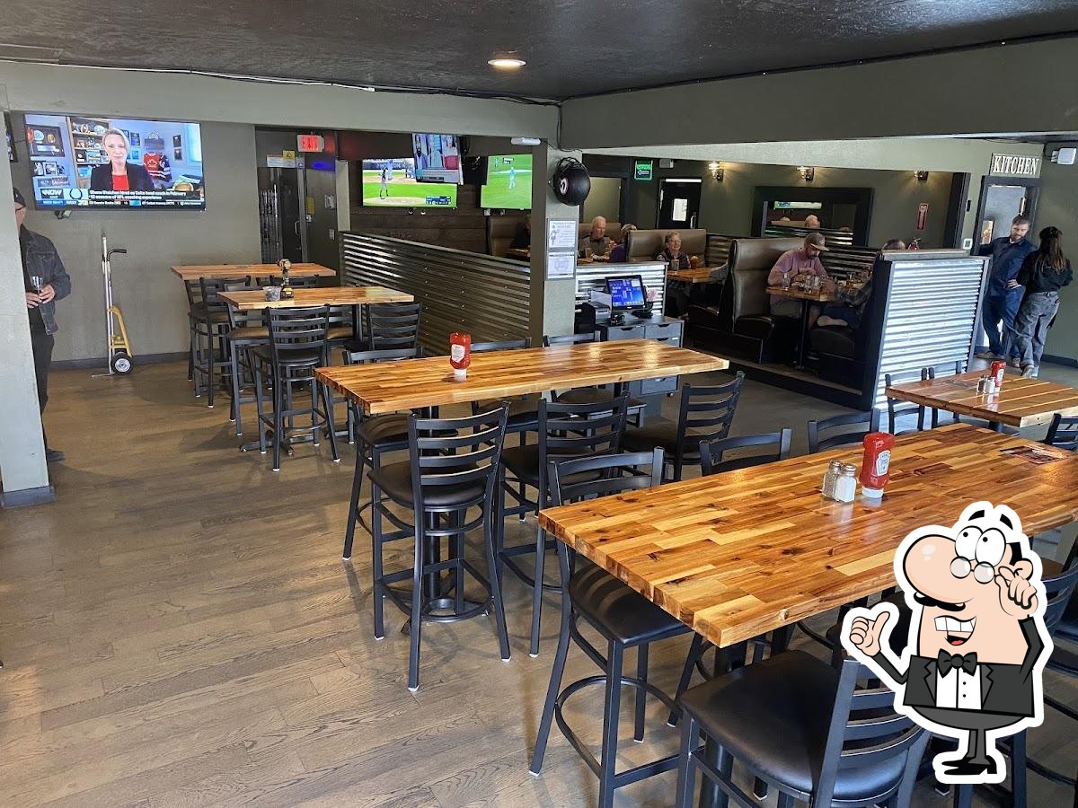 GLADSTONES EAT DRINK SPORTS, Gladstone - Restaurant menu, prices and ...