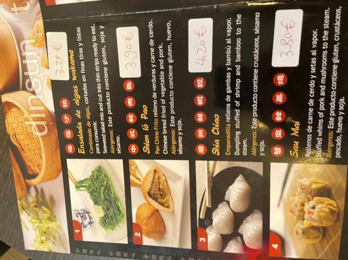 Menu at Fu Xing restaurant, Barcelona